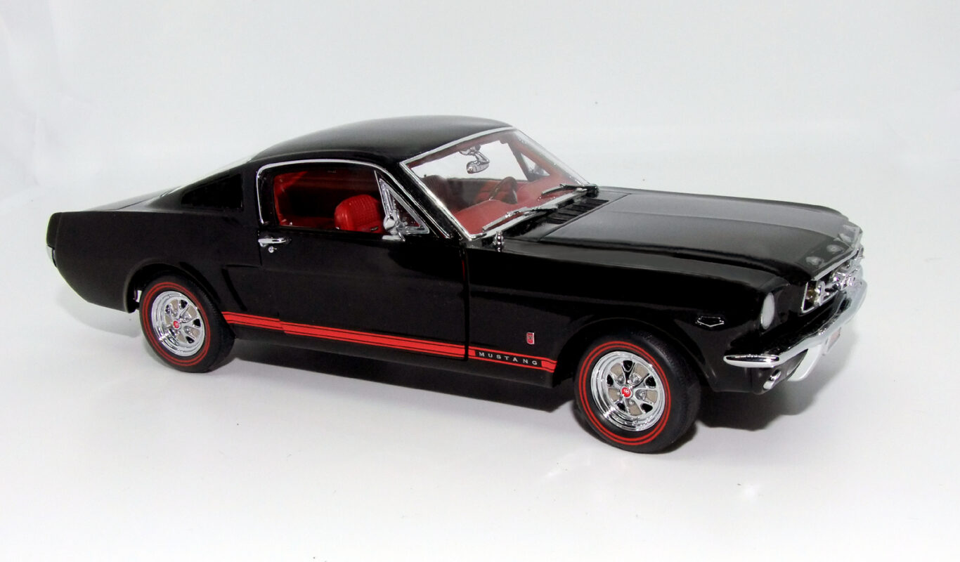 1965 Ford Mustang GT2+2 | usamodellbilar